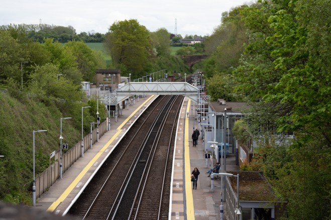 Along The Railway Line | South East Mainline | Chelsfield Railway ...