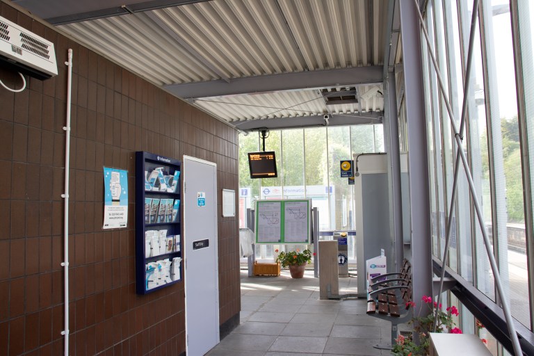 Along The Railway Line | South East Mainline | Chelsfield Railway ...
