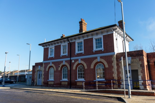 Snodland Railway Station | Along The Railway Line | Medway Valley Line ...